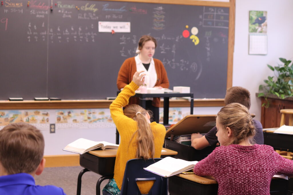 How I Use a Token System for Classroom Management - The Dock for Learning